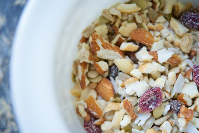Quick and Easy Paleo Trail Mix – that paleo couple