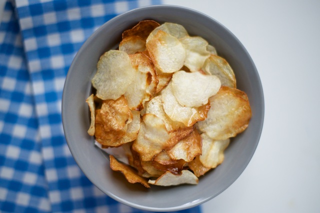 Baked “No-tato” (Eddo/Taro) Chips – that paleo couple
